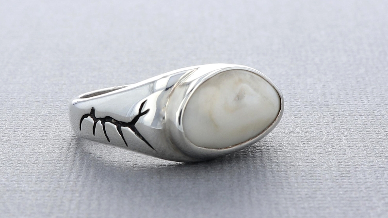 Sterling Silver Gents Elk Ivory Ring