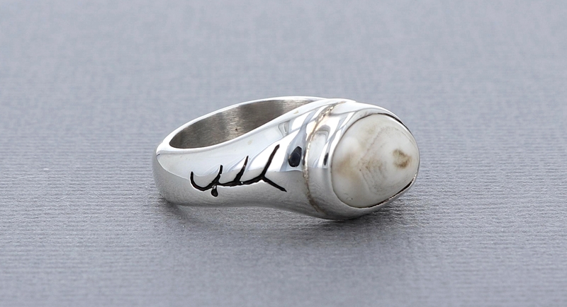 Ladies Elk Ivory Ring